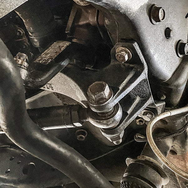 2008-2022 Ford F-250 Super Duty 4WD OEM-Style Track Bar Relocation Bra